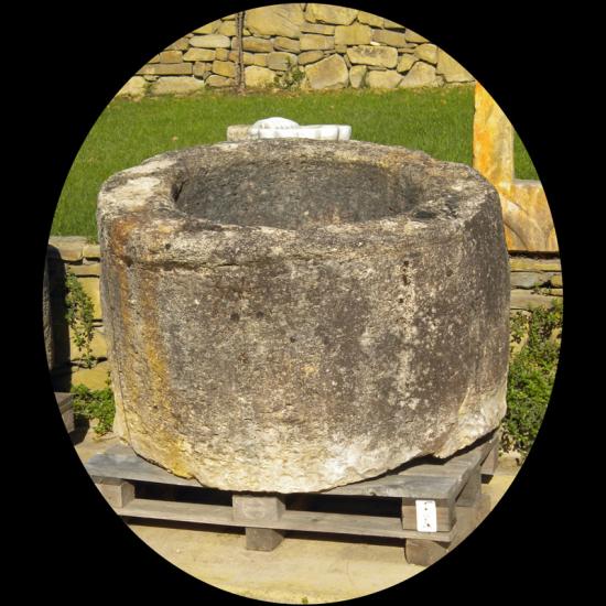 Antico Pozzo in Pietra - RA-MA
